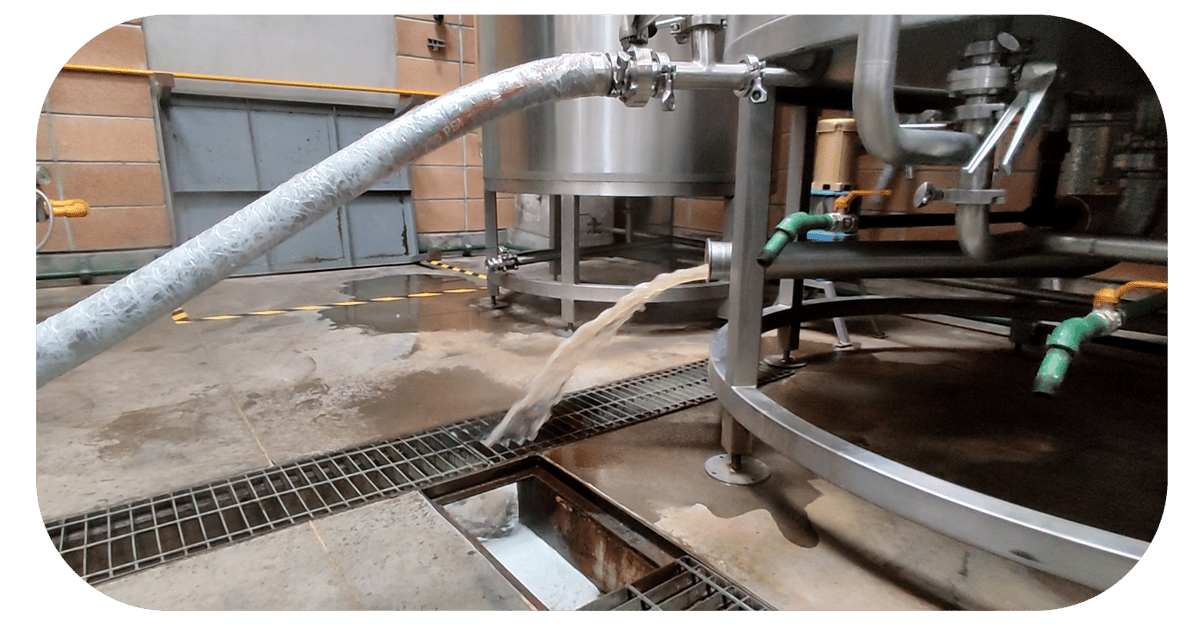 Proceso de limpieza CIP en cervecera, 40% de ahorro en consumo